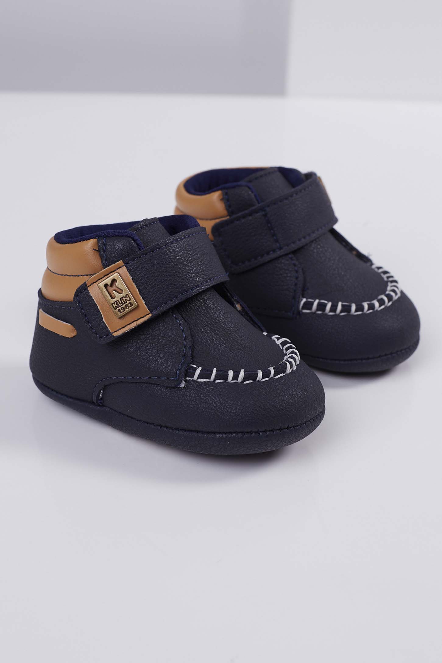 Sapato infantil de menino: pares super modernos e elegantes!